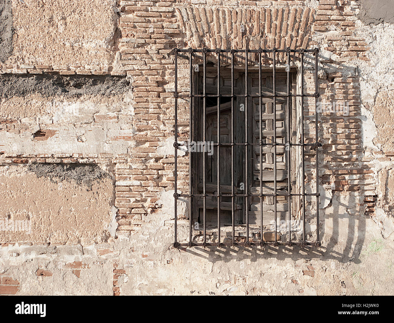 Rural window, spanish architecture, bricks wall and wooden detai Stock ...