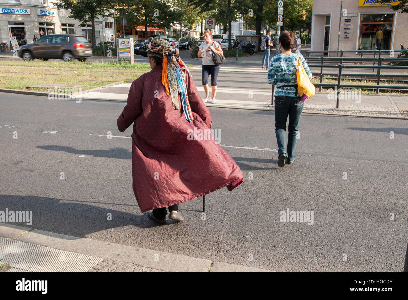 Eccentric people hi-res stock photography and images - Alamy