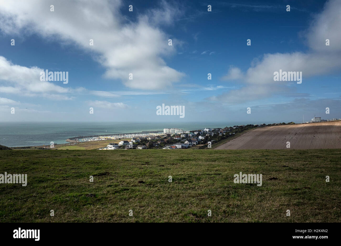 Roedean, Brighton Marina and the western English Channel from Cattle ...