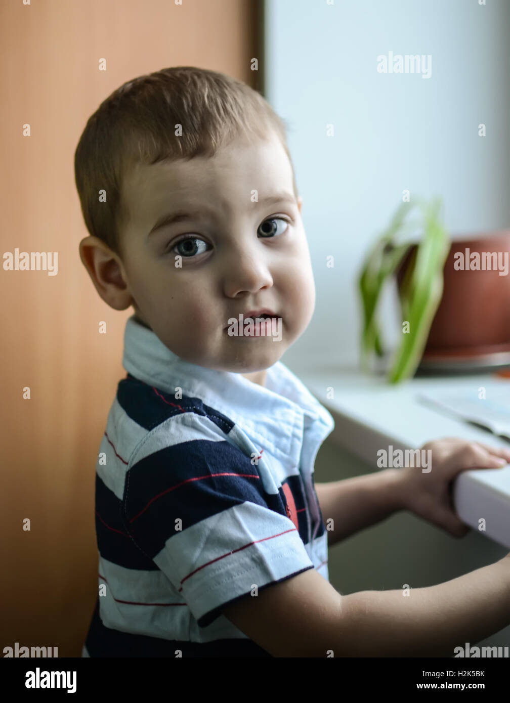 Boy with long eyelashes hi-res stock photography and images - Alamy