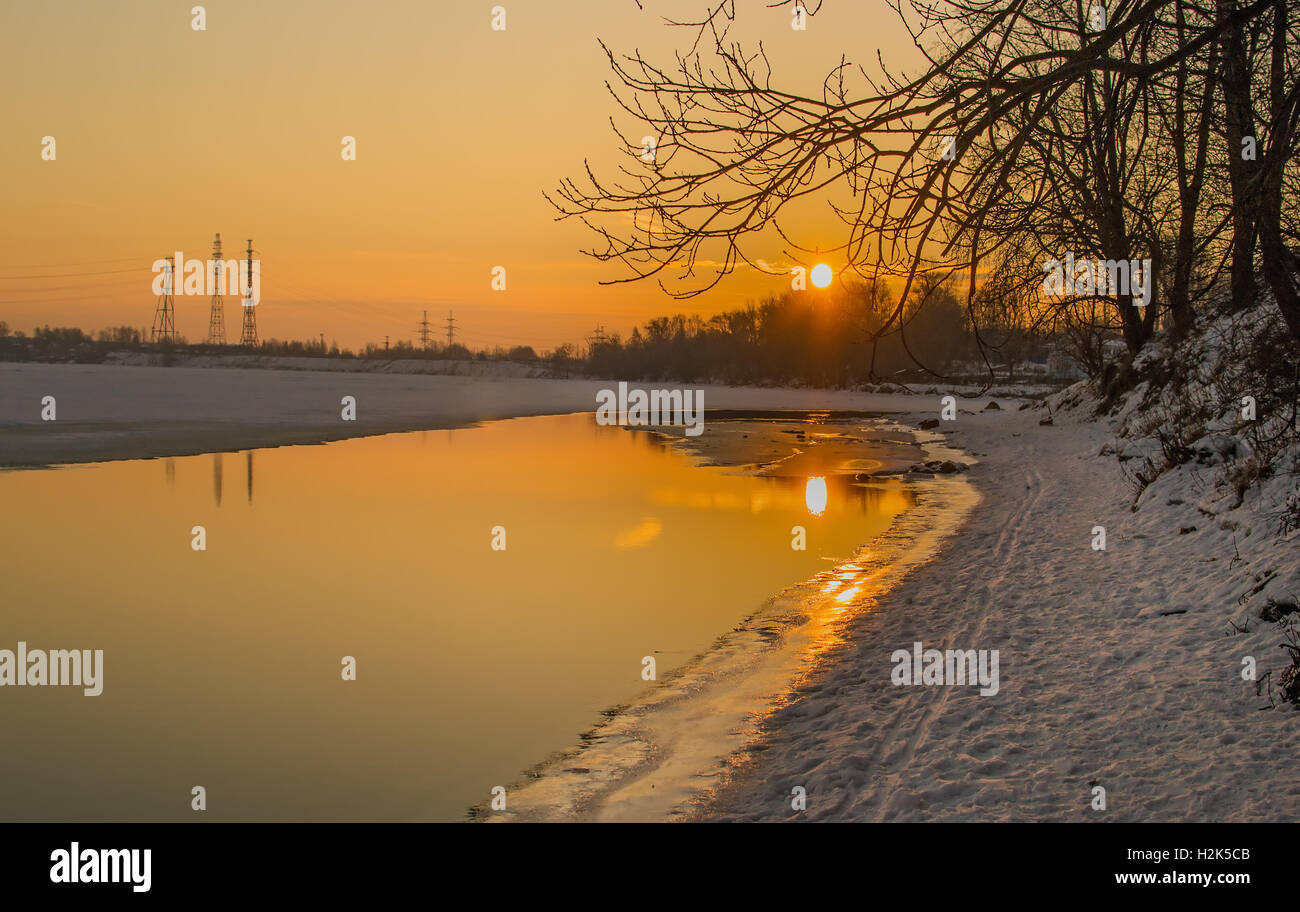 Early winter morning on the river Neva Stock Photo - Alamy