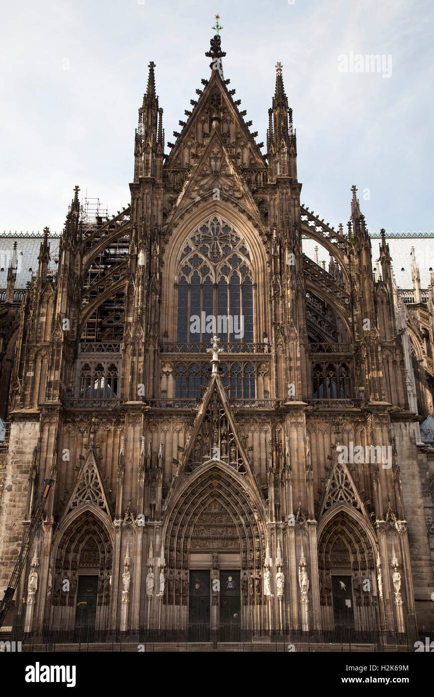 Cologne cathedral entrance hi-res stock photography and images - Alamy