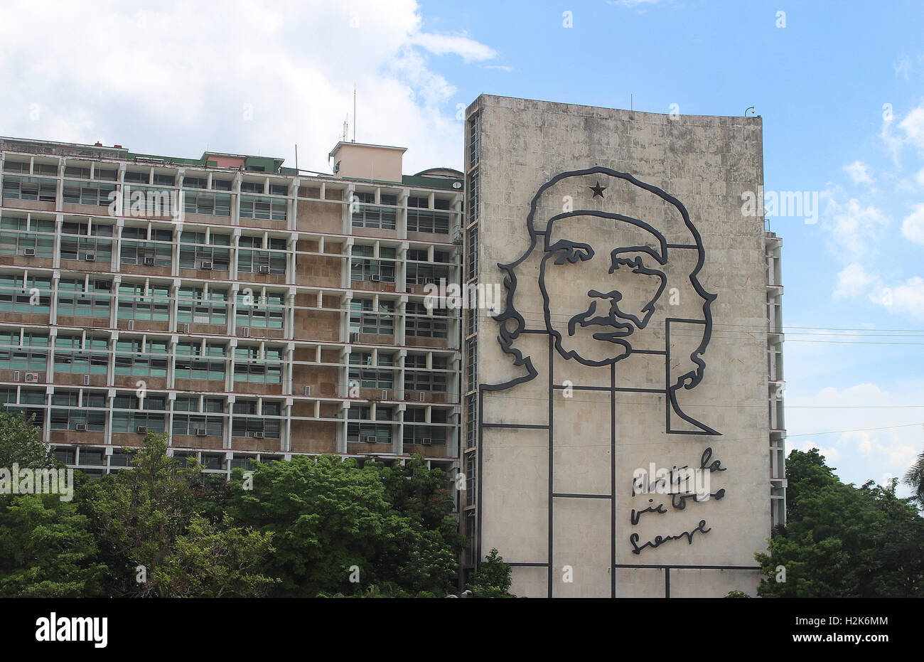Che Guevara building Stock Photo - Alamy