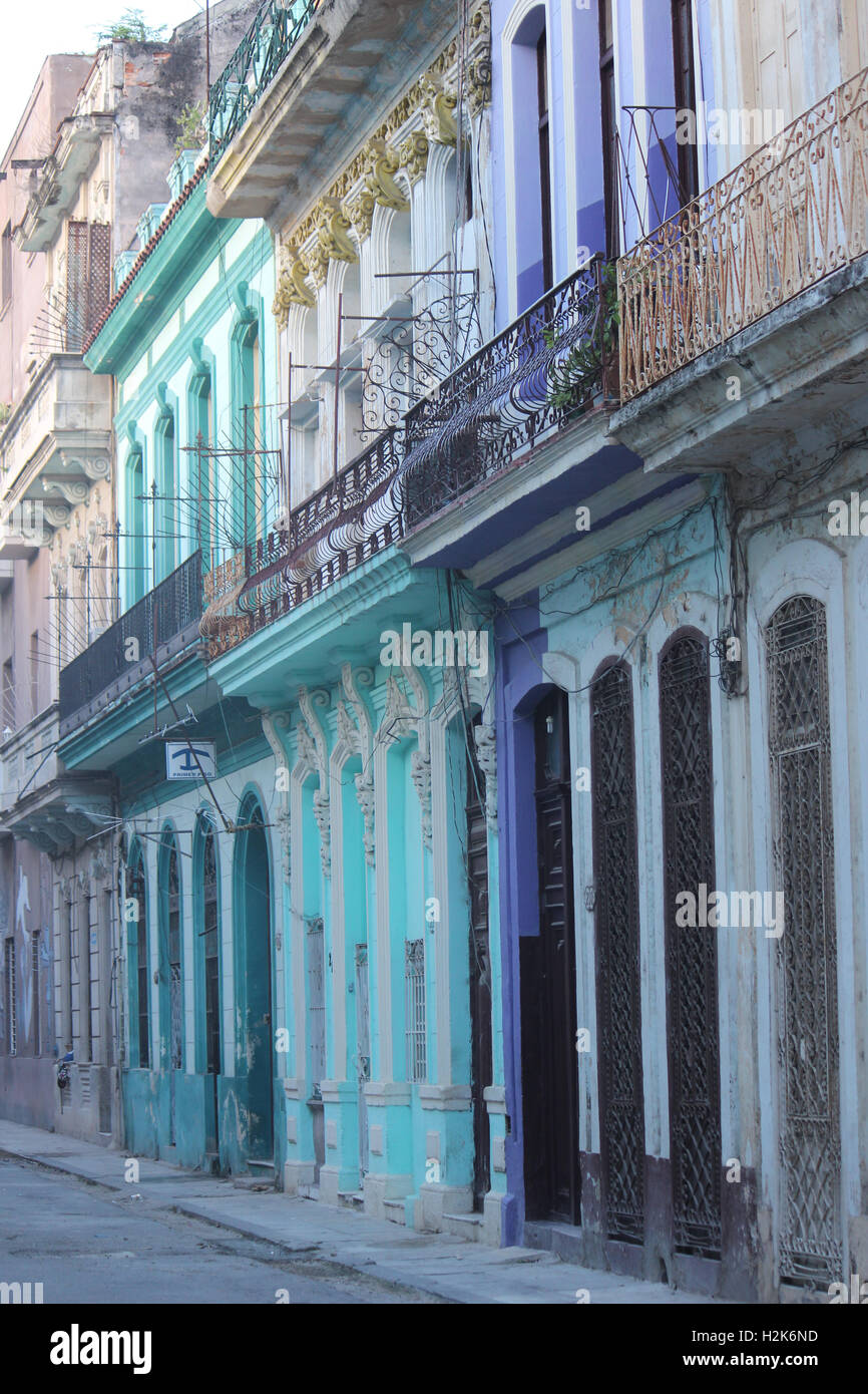 Traditional Cuban Architecture High Resolution Stock Photography and ...