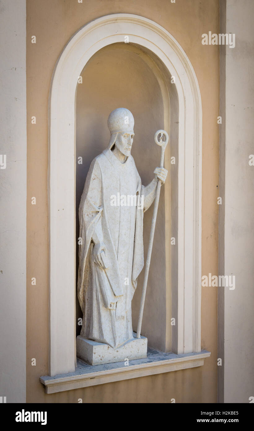 Decorative statue outside a church Stock Photo - Alamy