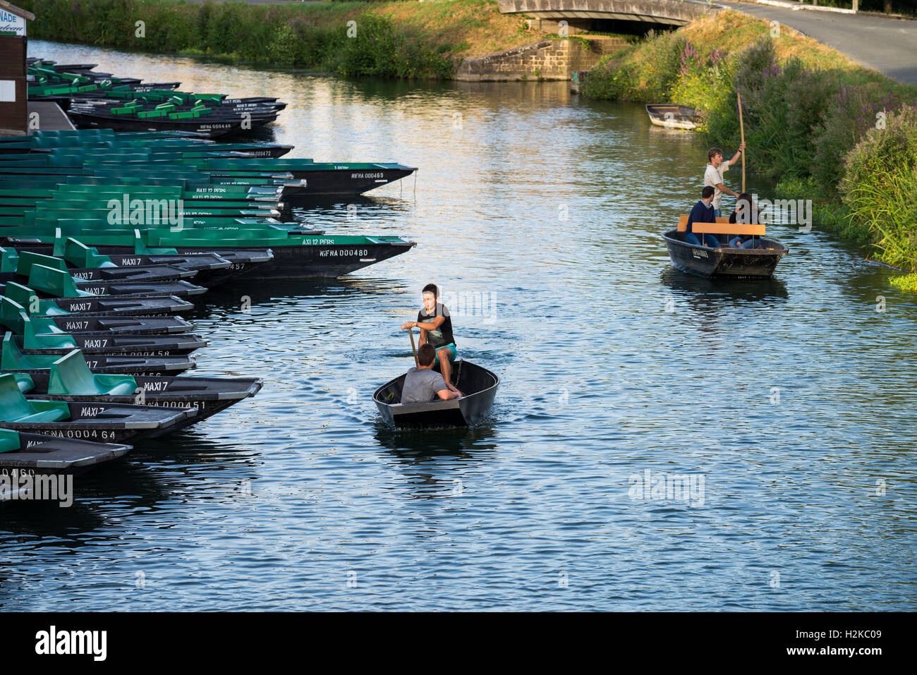 Coulon, Venise Verte (Green Venice), Marais Poitevin (Poitevin Marsh ...