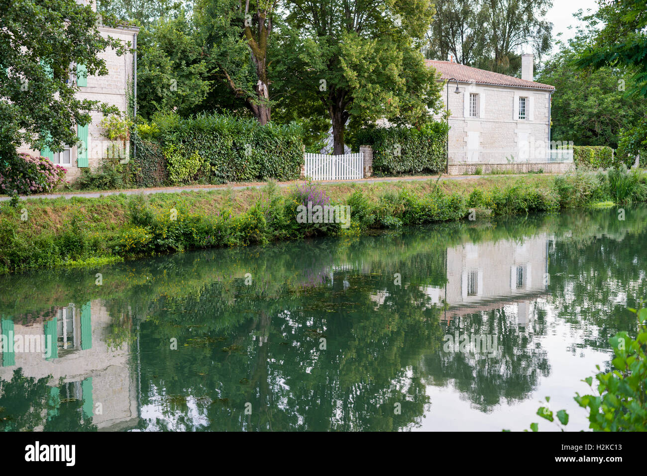 Coulon, Venise Verte (Green Venice), Marais Poitevin (Poitevin Marsh ...
