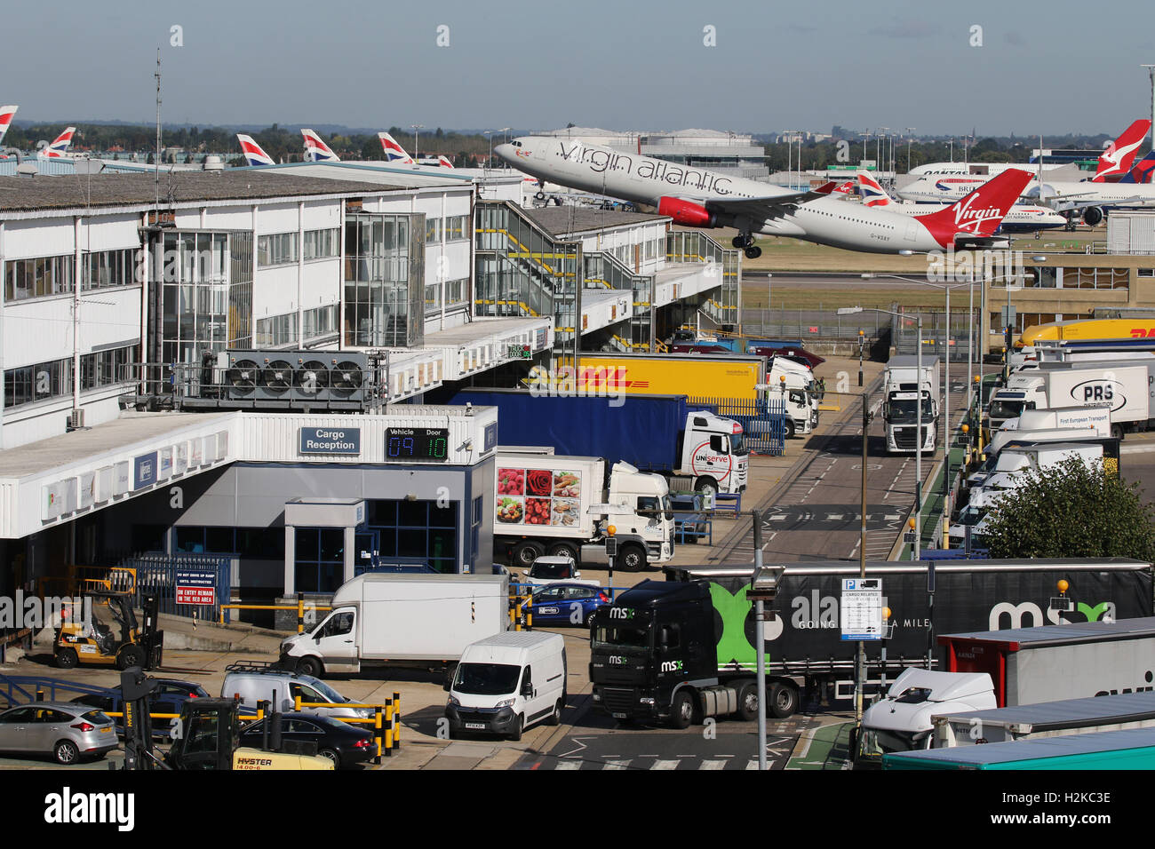 Cargo hi-res stock photography and images - Alamy