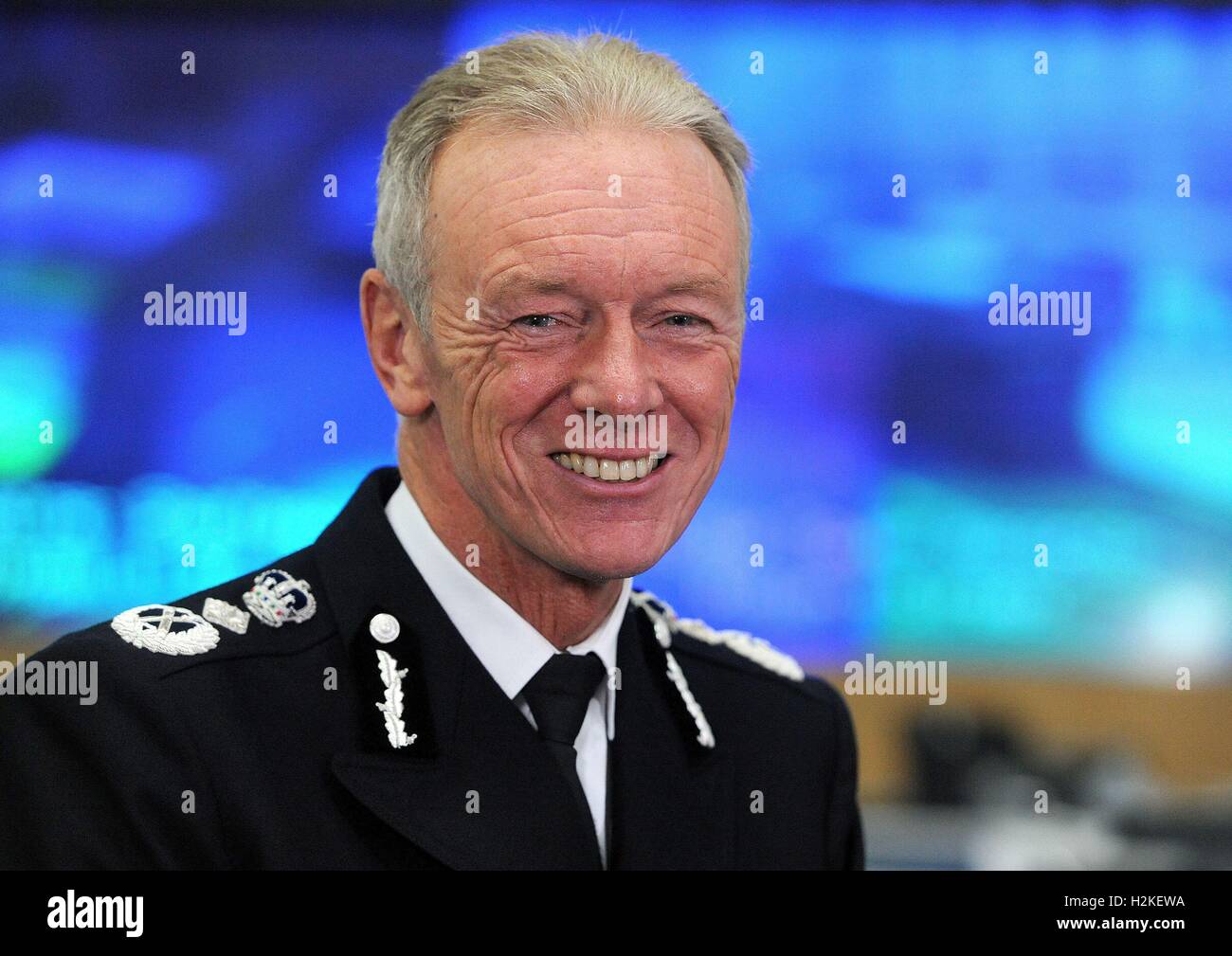 Metropolitan Police Commissioner Bernard Hogan-Howe during a visit to ...