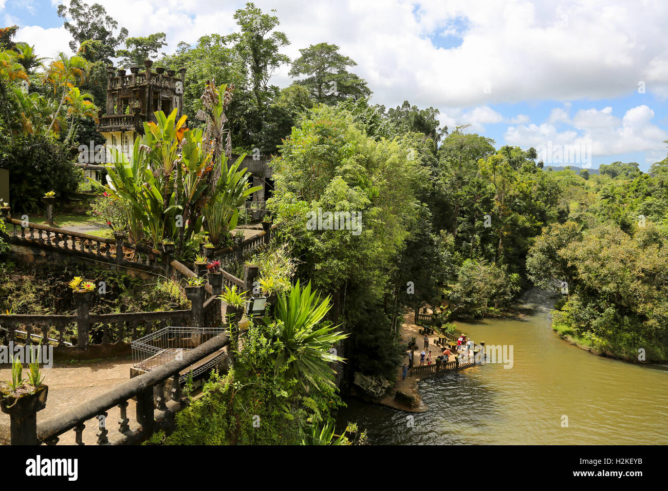 Castle garden and bridge at Paronella Park in Mena Creek, Queensland ...