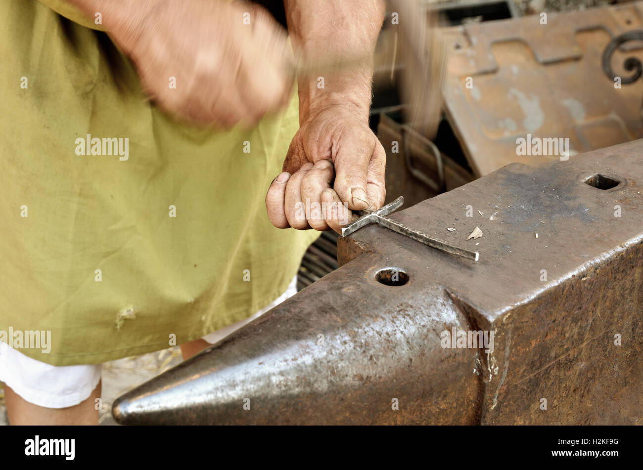 Blacksmith hands hi-res stock photography and images - Alamy