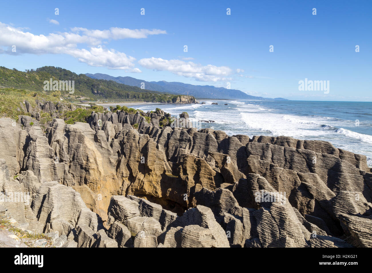Punakaiki pancake rocks in New Zealand Stock Photo - Alamy
