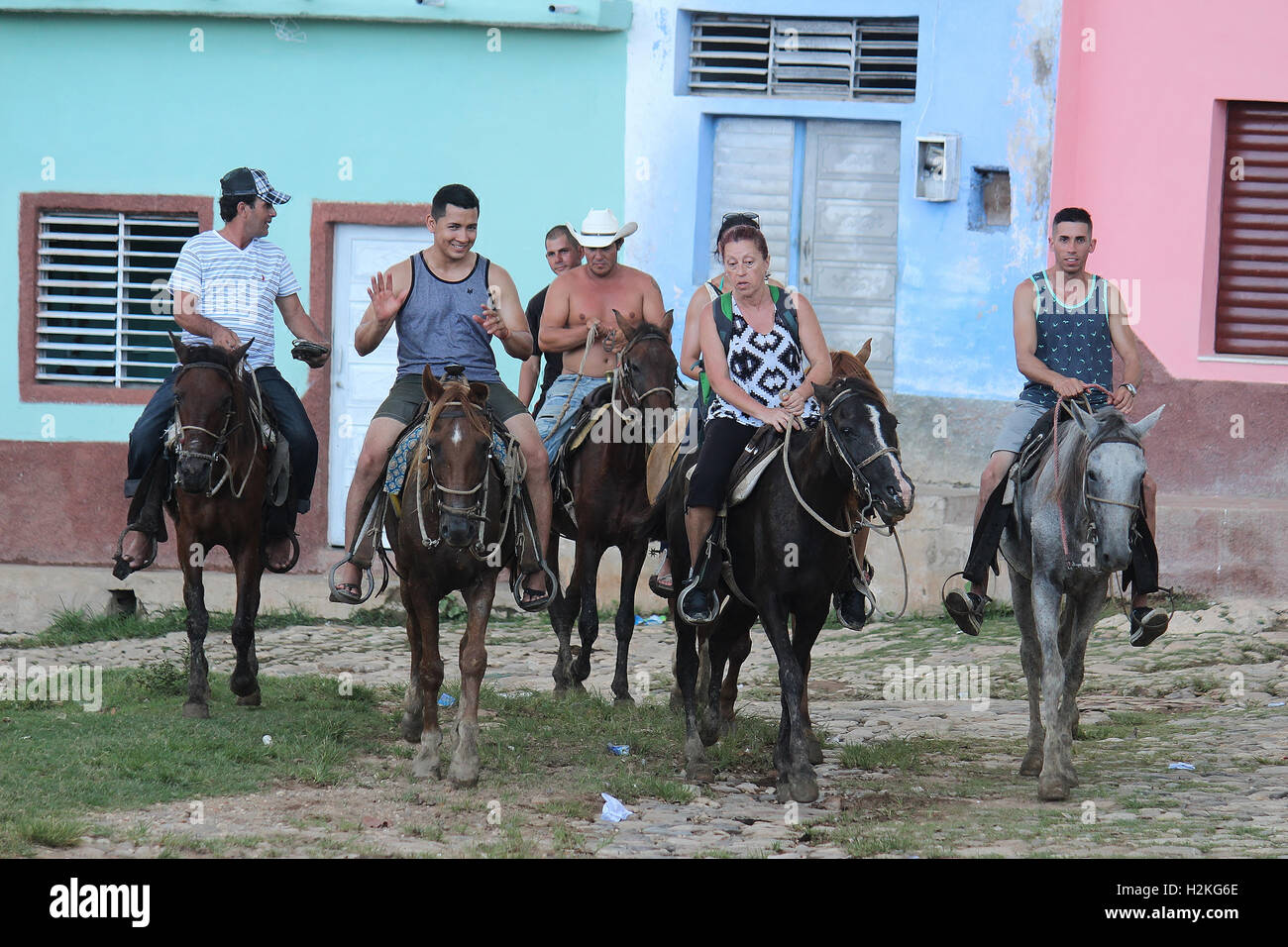 Cuban Locals High Resolution Stock Photography and Images - Alamy
