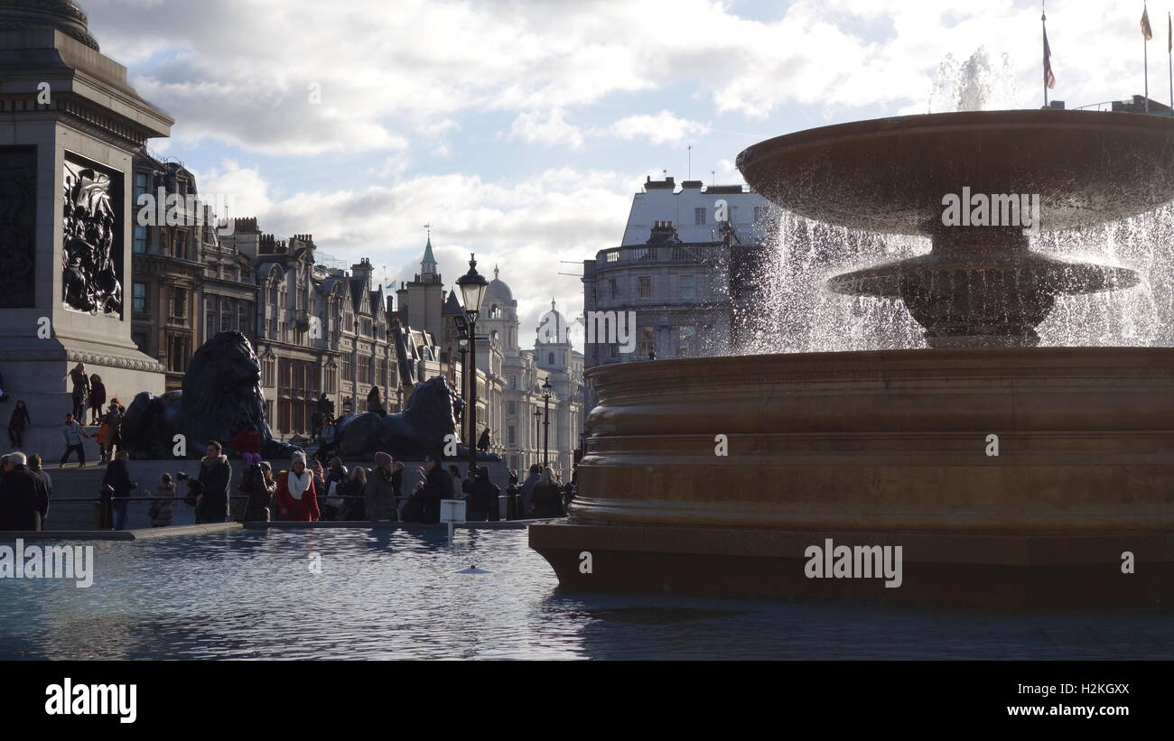 Fountain in lions square hi-res stock photography and images - Alamy