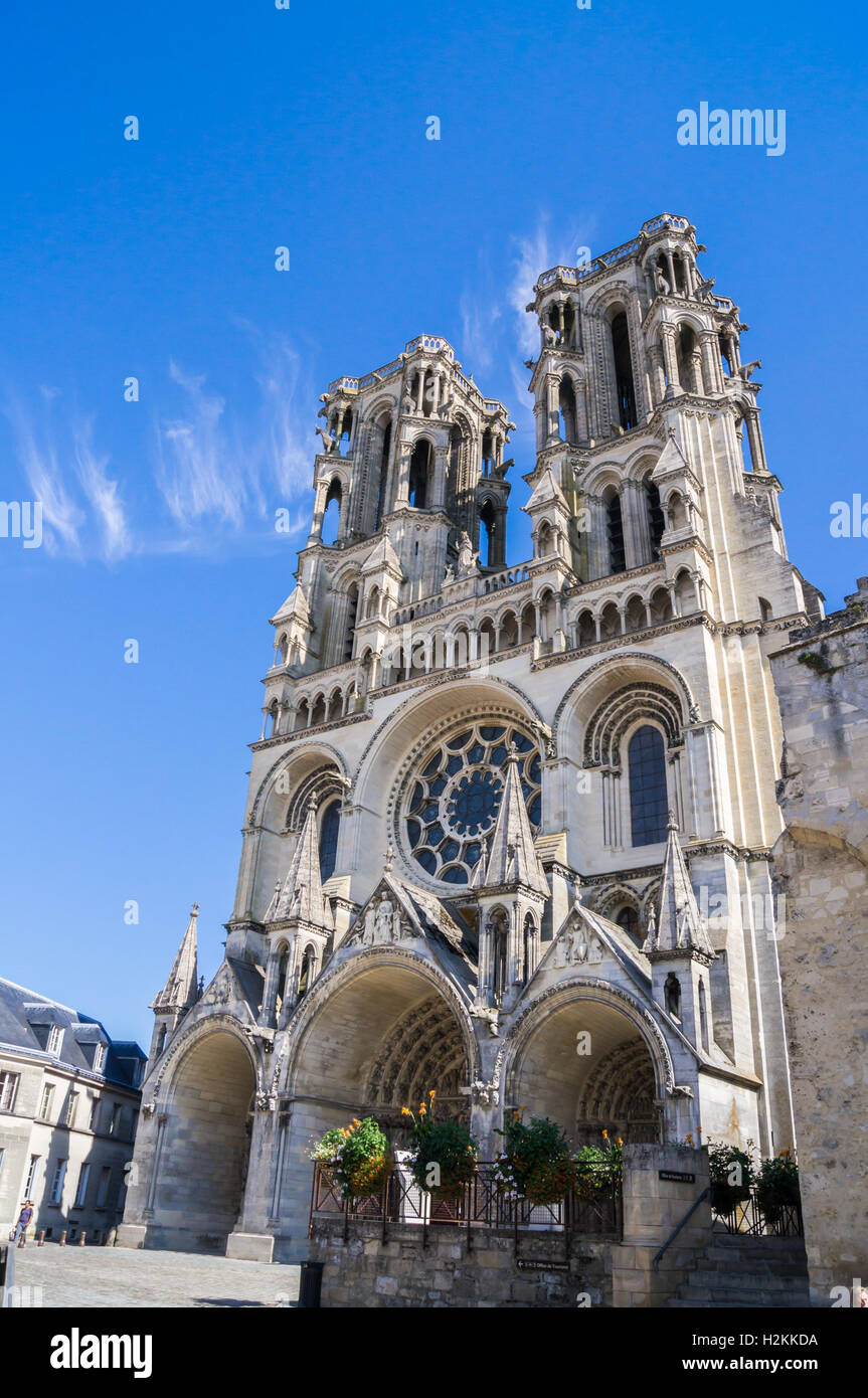 Cathedrale notre dame de laon hi-res stock photography and images - Alamy