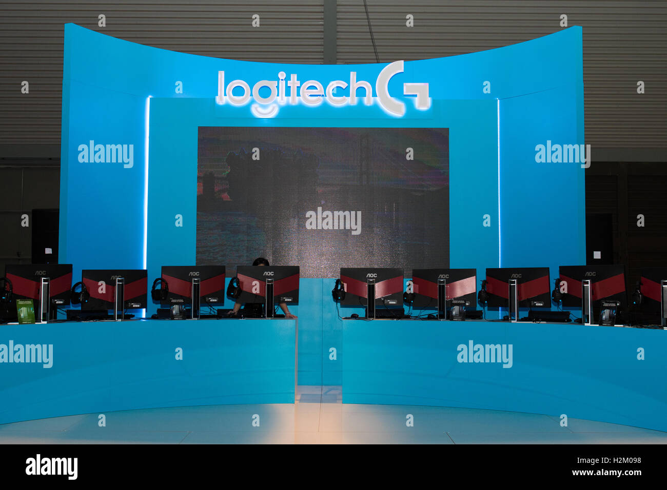 Logitech booth hi-res stock photography and images - Alamy Logitech booth hi-res stock photography and images - Alamy