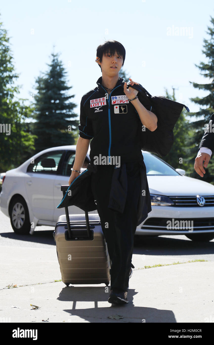 Sportplexe Pierrefonds, Montreal, Canada. 29th Sep, 2016. Yuzuru Hanyu ...