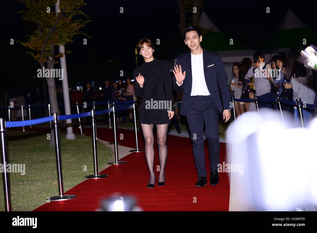 Seoul, Korea. 29th Sep, 2016. Park Su-dan, Ta yeong Ju and Sun Junho ...