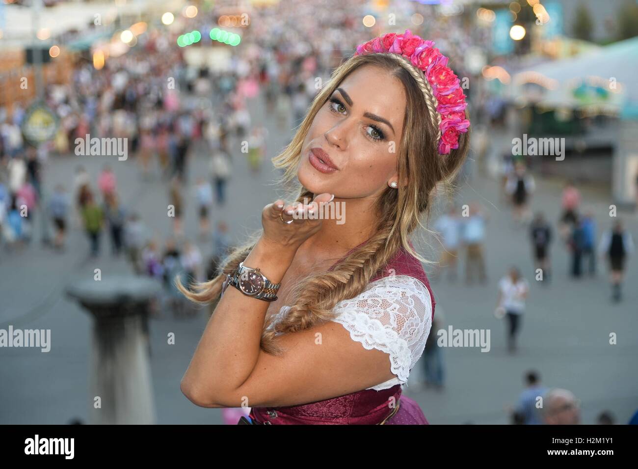 Jessica paszka hi-res stock photography and images - Alamy