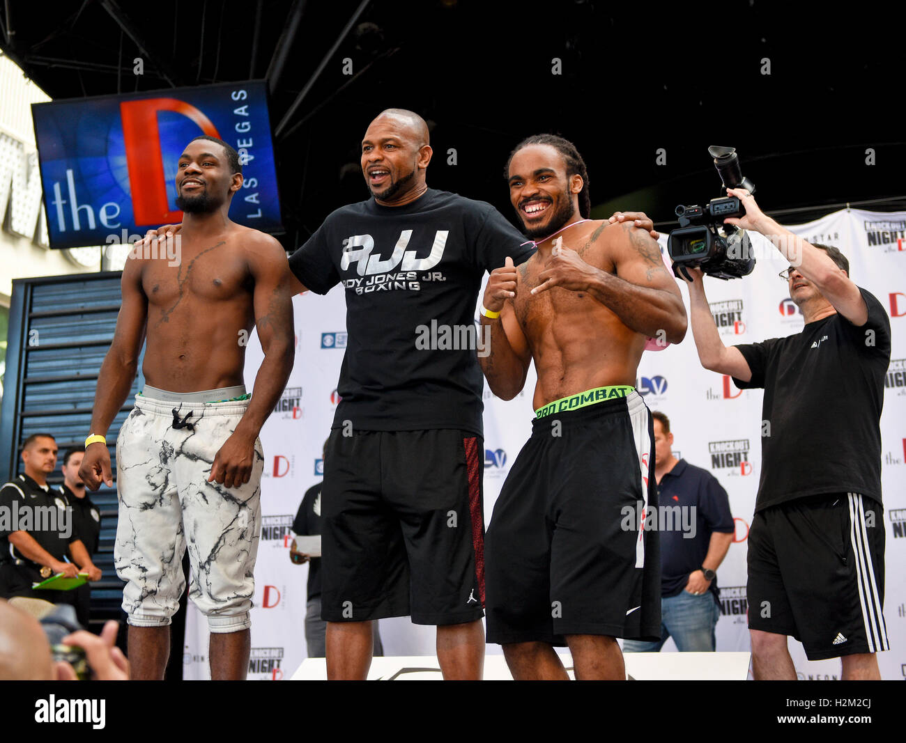Friday night fights hi-res stock photography and images - Alamy
