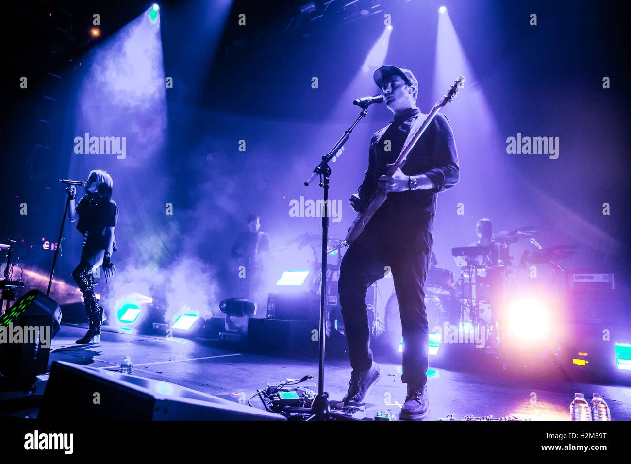 Band phantogram hi-res stock photography and images - Alamy