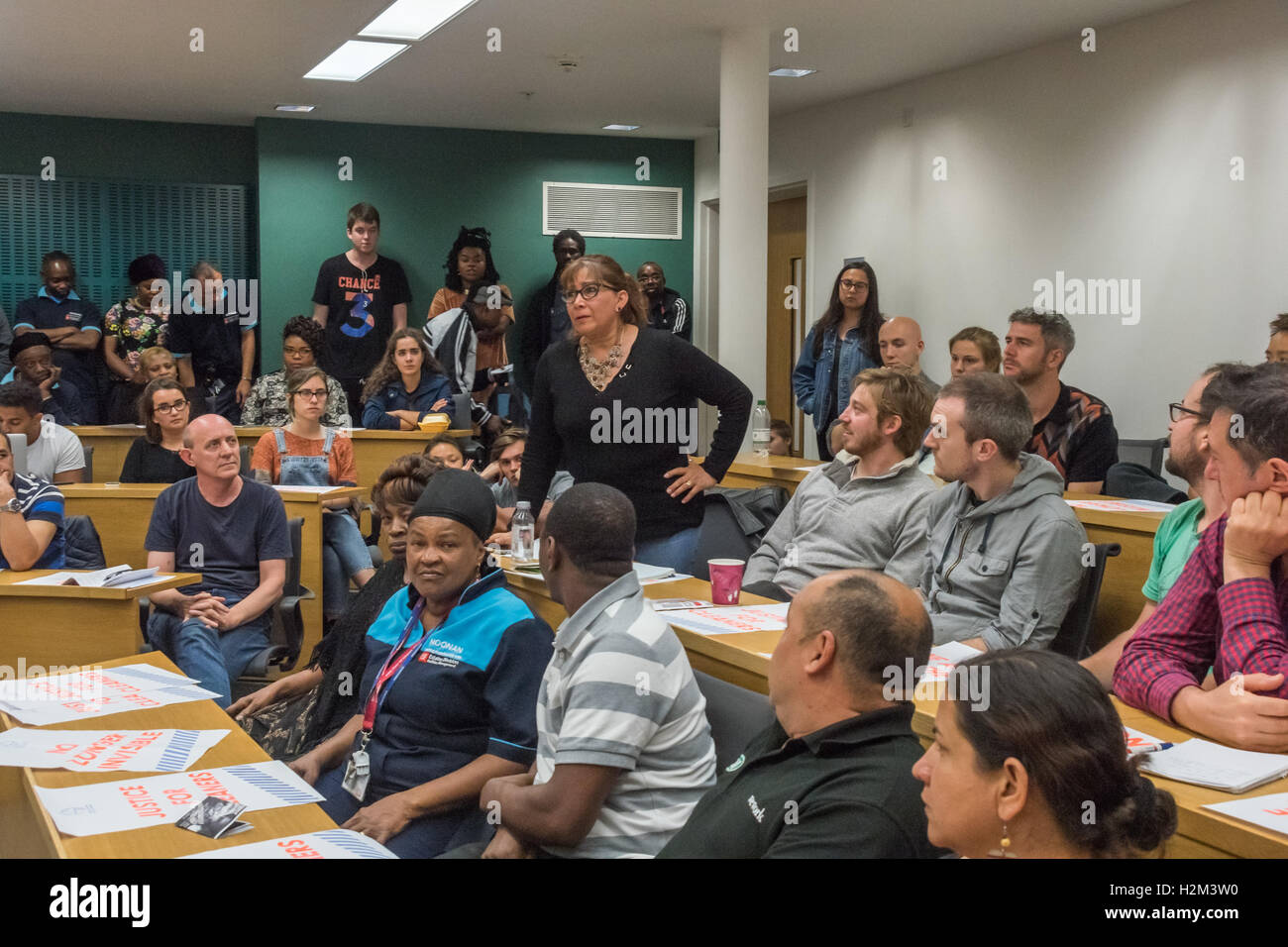 Statutory meeting hi-res stock photography and images - Alamy