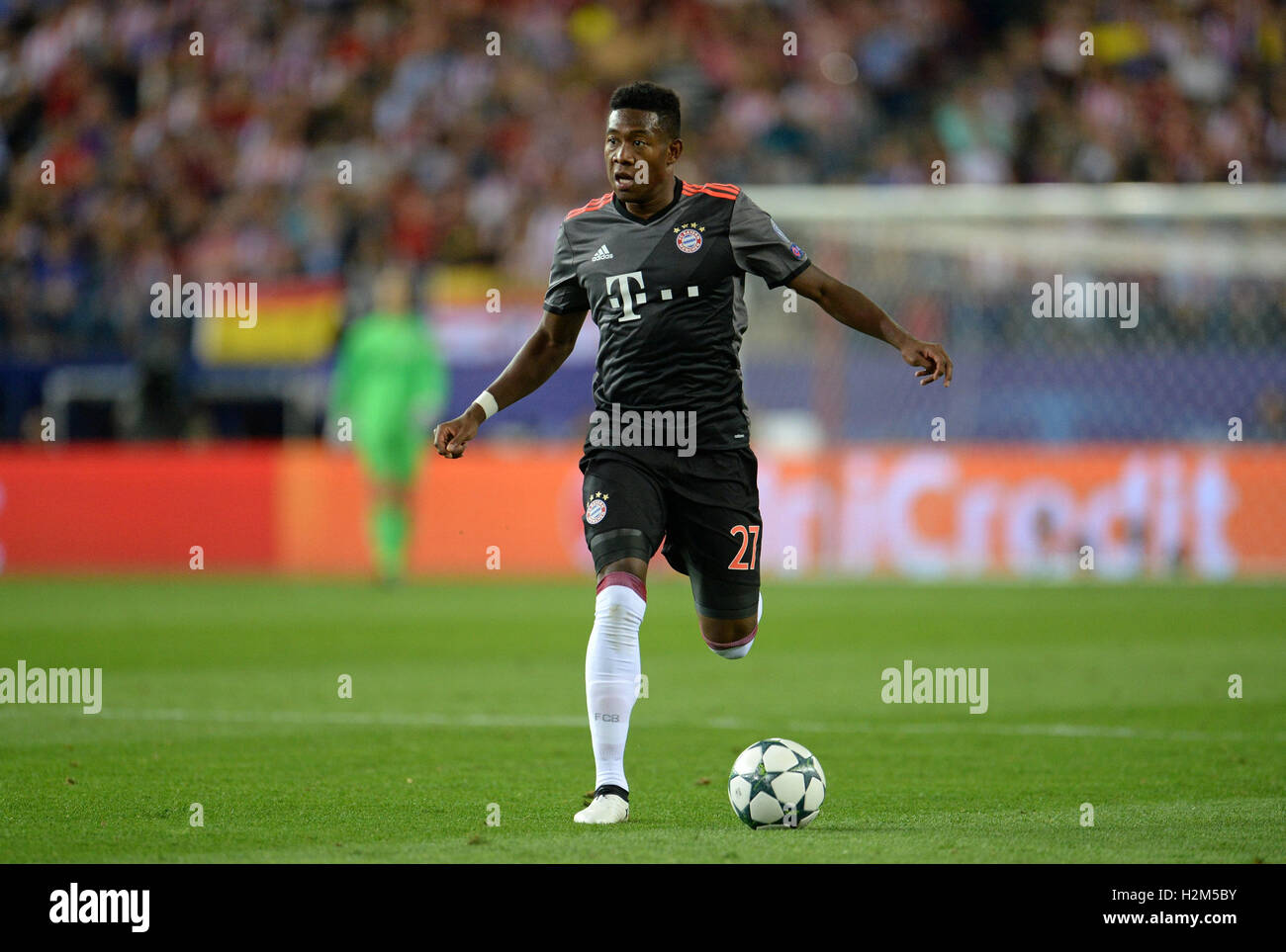 Madrid, Spain. 28th Sep, 2016. David Alaba of Munich plays the ball ...