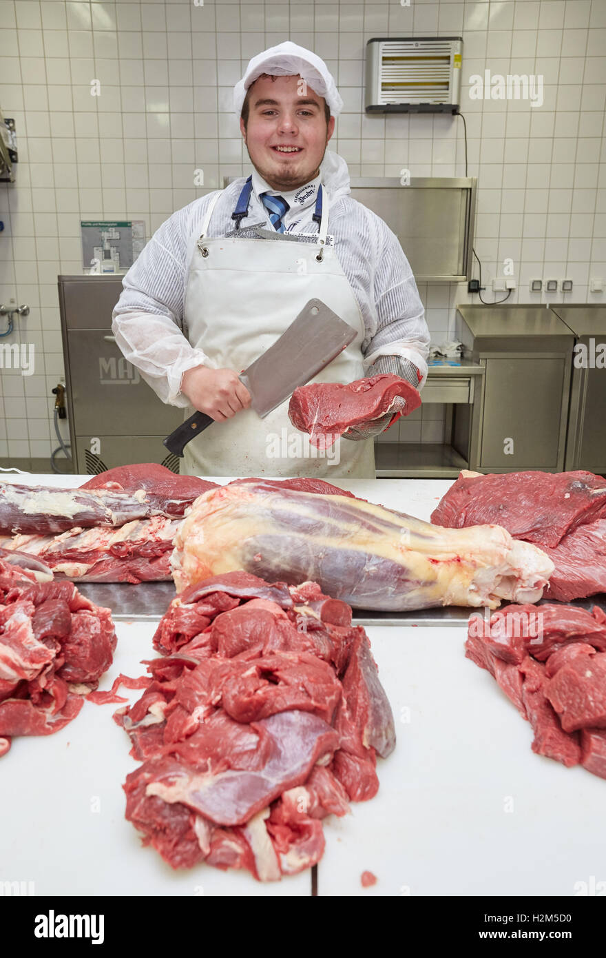 Hamburg, Germany. 28th Sep, 2016. Butcher trainee Max Schmidt (19 ...
