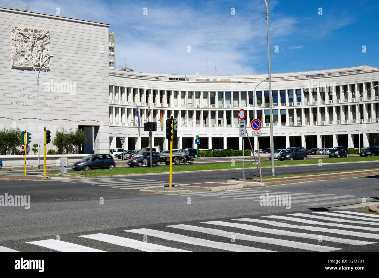 Palazzo inps hi-res stock photography and images - Alamy