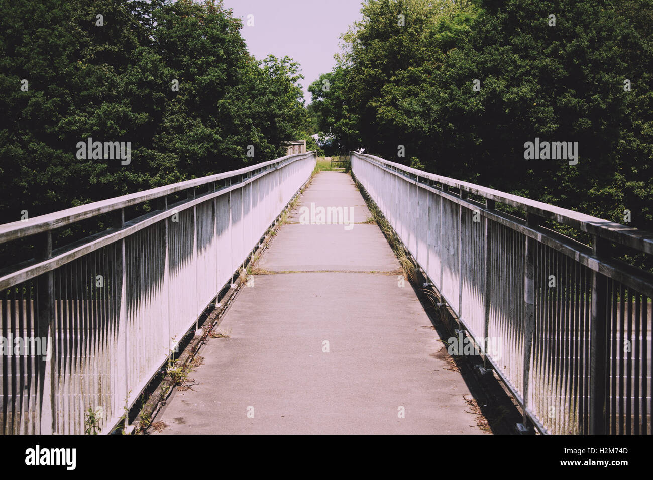 Bridge countryside pedestrian railing hi-res stock photography and ...