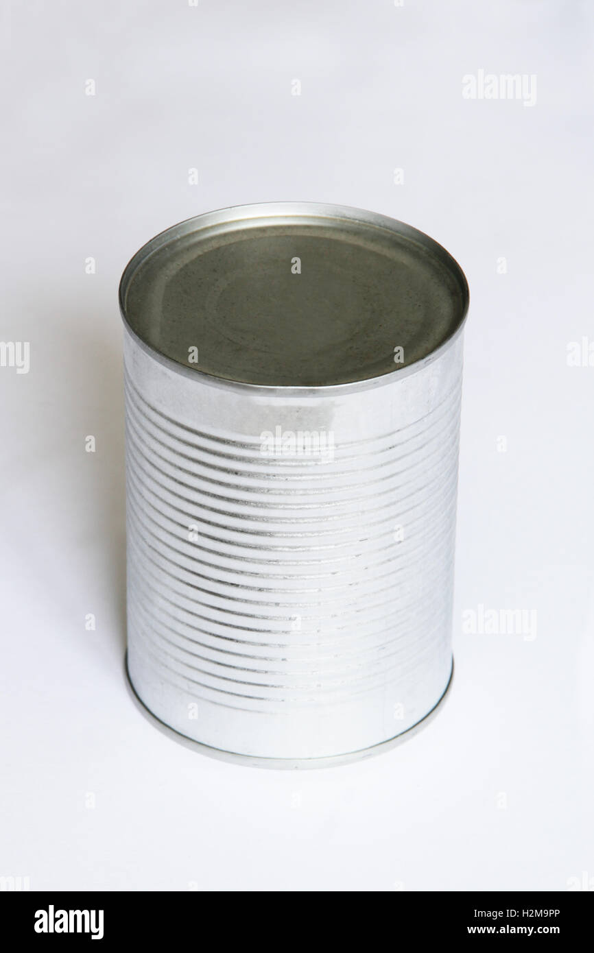 Closed close up can isolated on white Stock Photo - Alamy