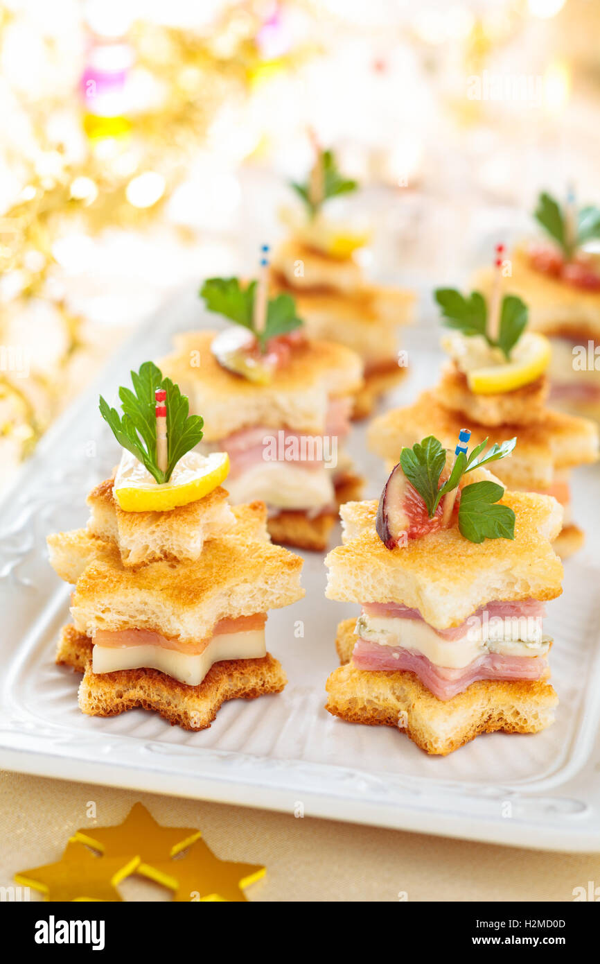Star shaped toasts Stock Photo - Alamy