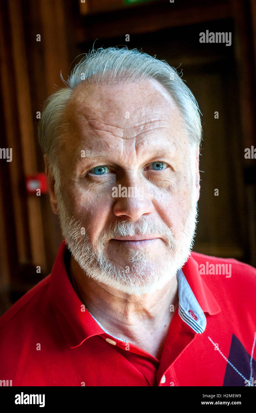 Operatic baritone Sergei Leiferkus in the Green Room of Glyndebourne ...