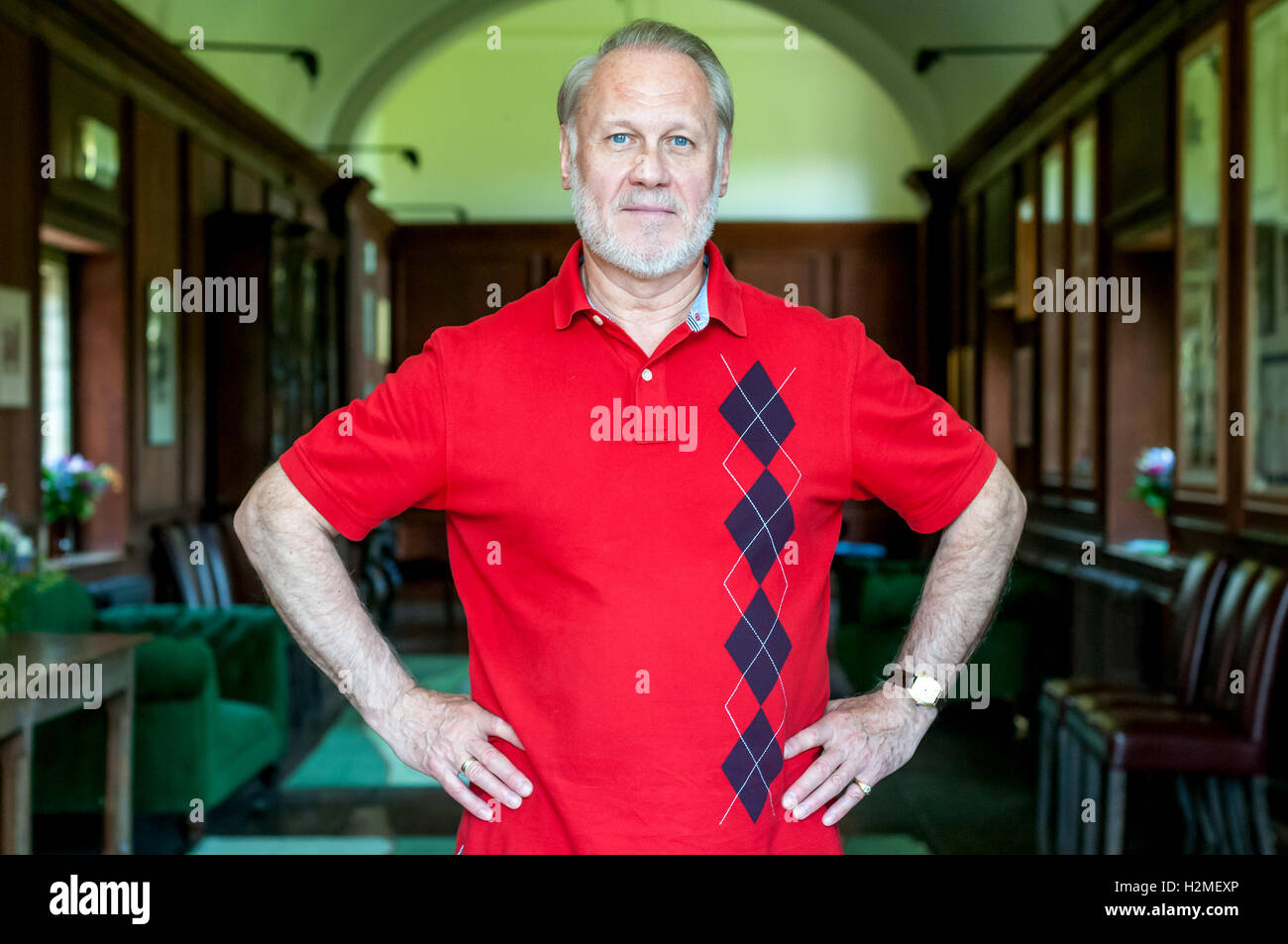 Operatic baritone Sergei Leiferkus in the Green Room of Glyndebourne ...