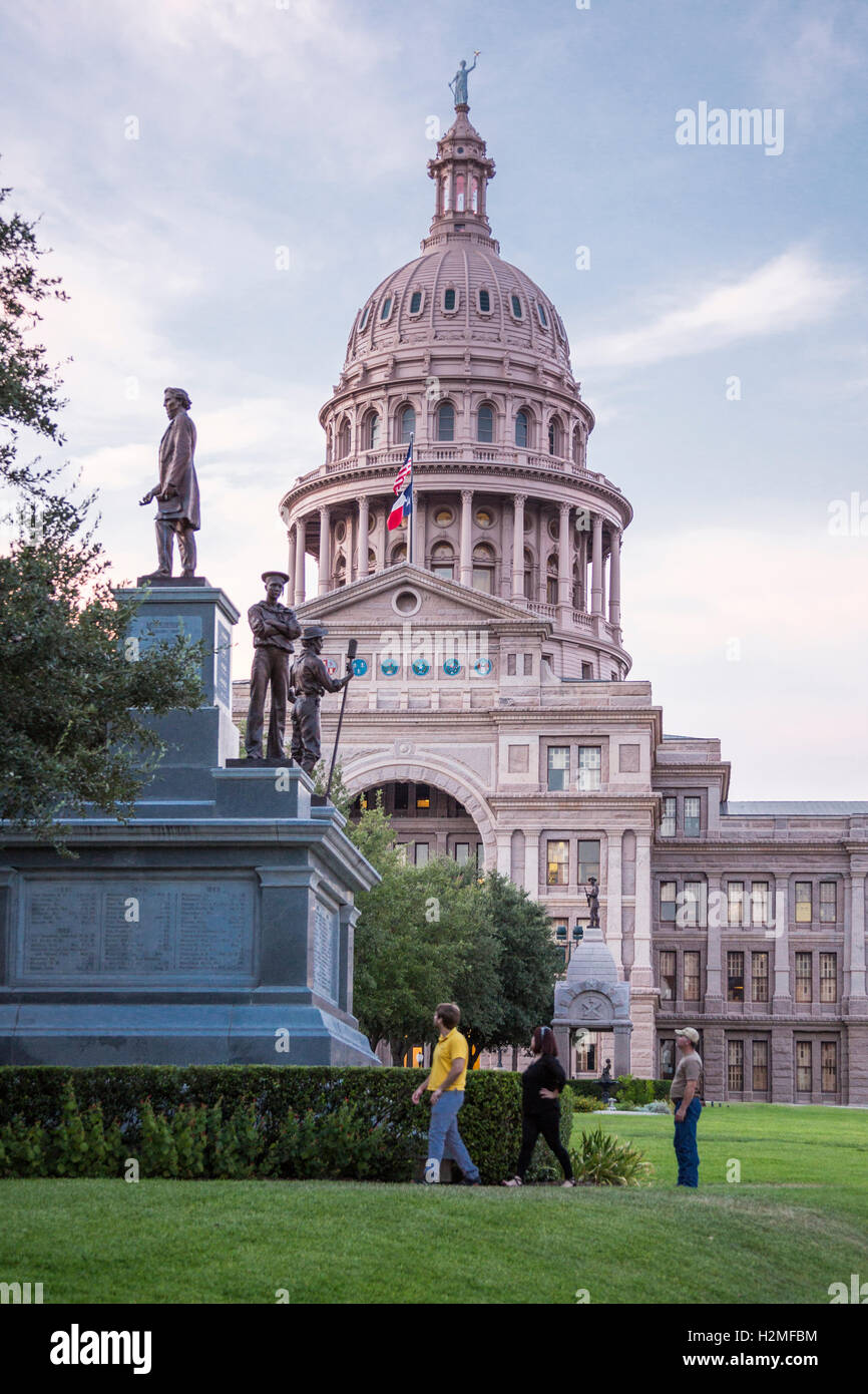 Us capitol gardens hi-res stock photography and images - Alamy
