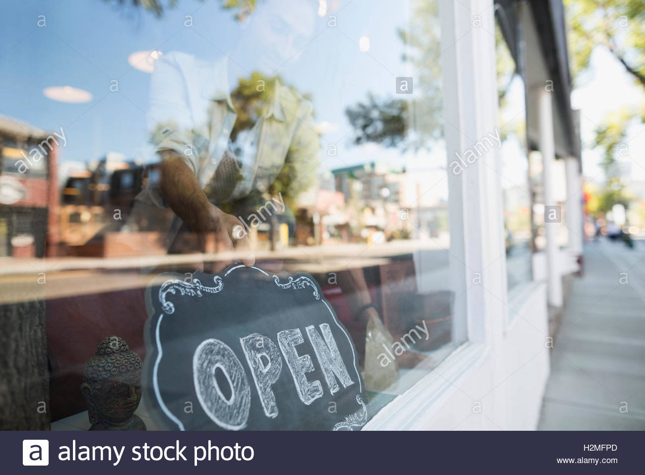 Come in shop open sign hi-res stock photography and images - Alamy