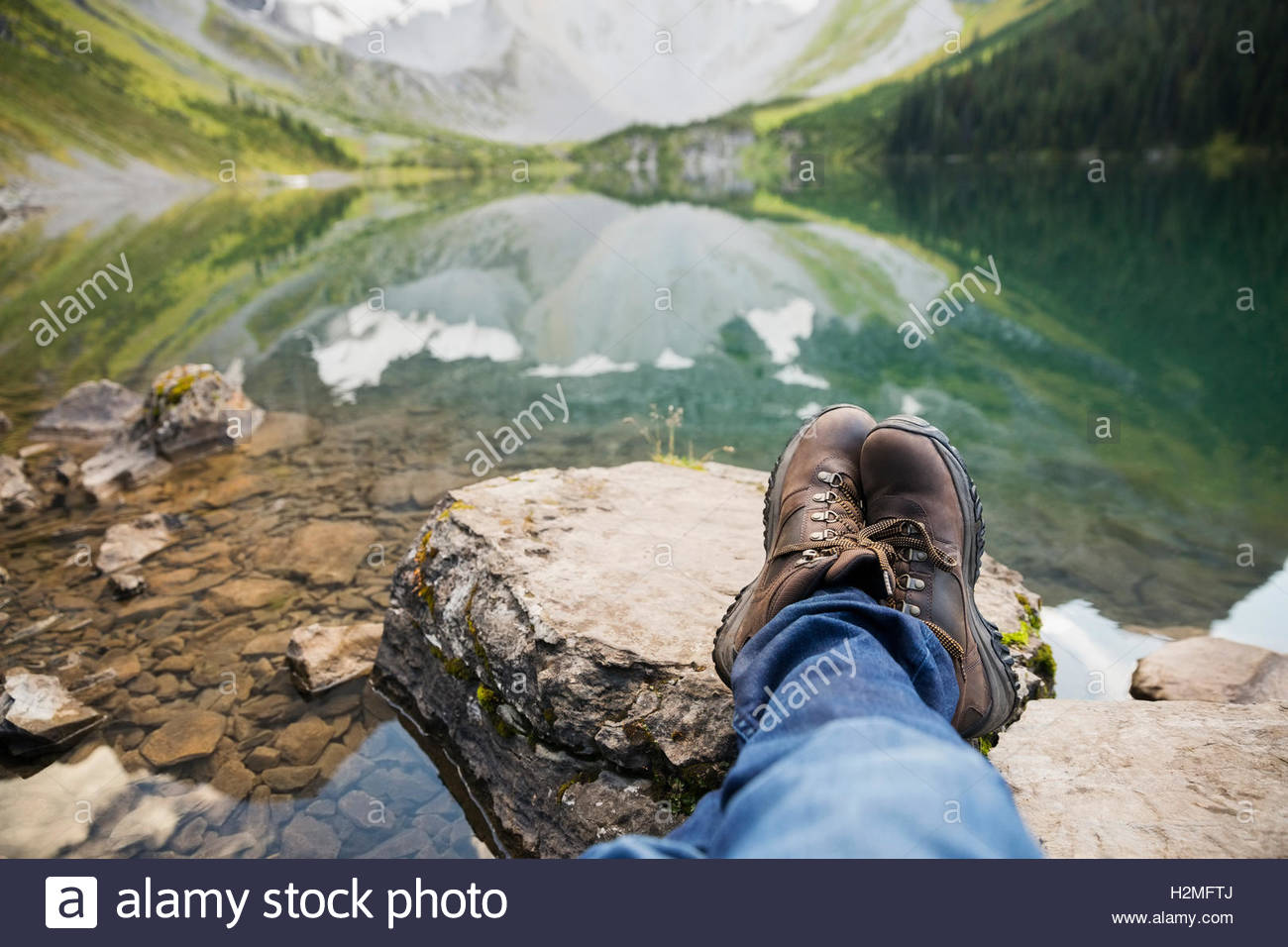 Man relaxing with feet up hi-res stock photography and images - Alamy
