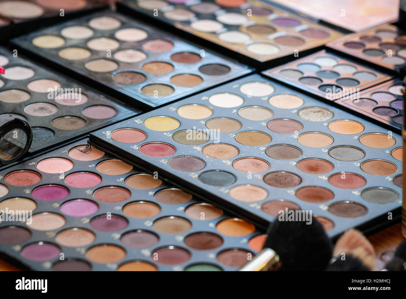 Dirty makeup hi-res stock photography and images - Alamy