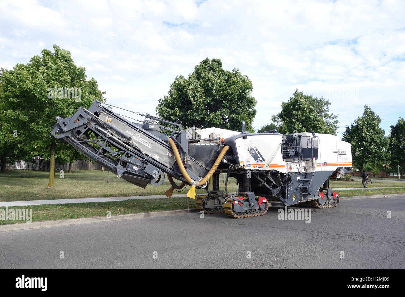 road construction machine Stock Photo - Alamy