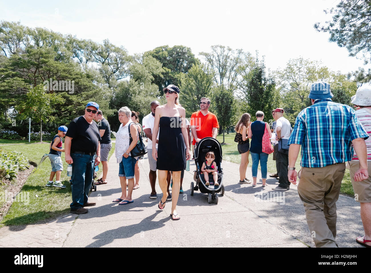 Toronto summer people Centre Island Stock Photo - Alamy