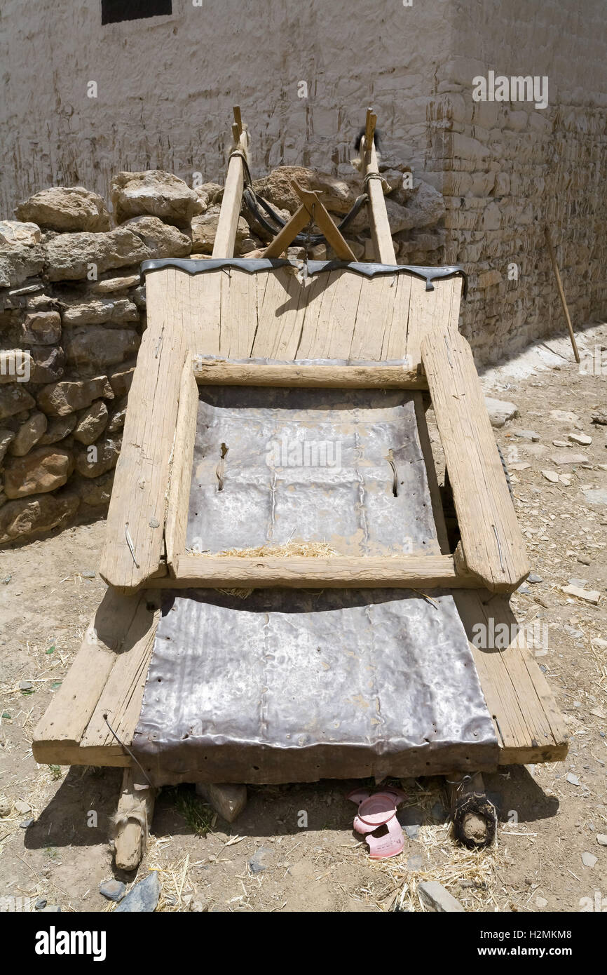 Trailer, Jinka Chu Village. Tibet, China Stock Photo - Alamy