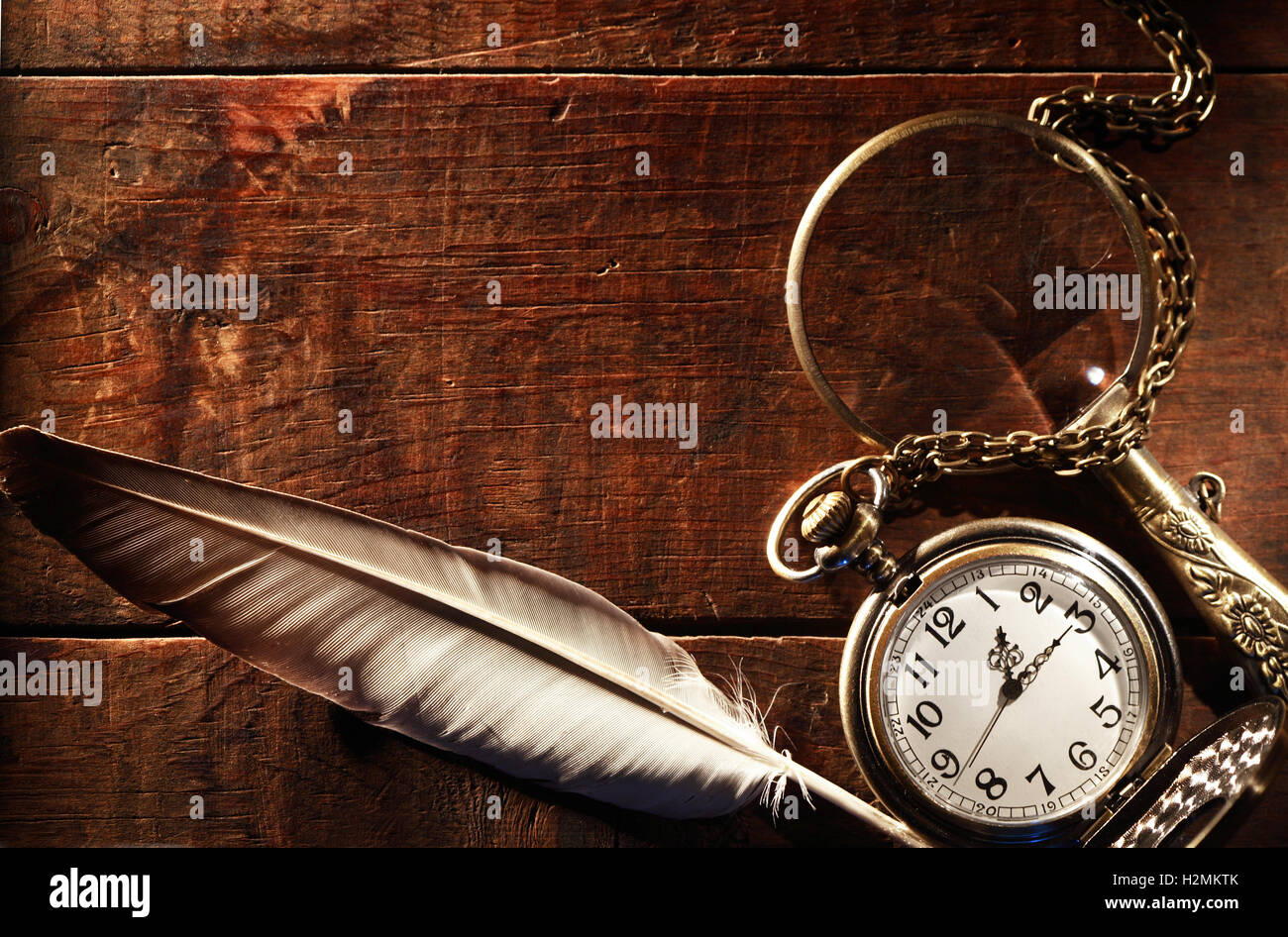 Old things hi-res stock photography and images - Alamy