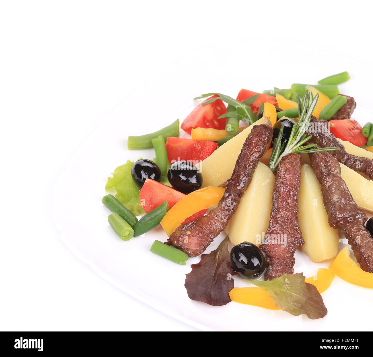 Salad with beef fillet and vegetables Stock Photo - Alamy