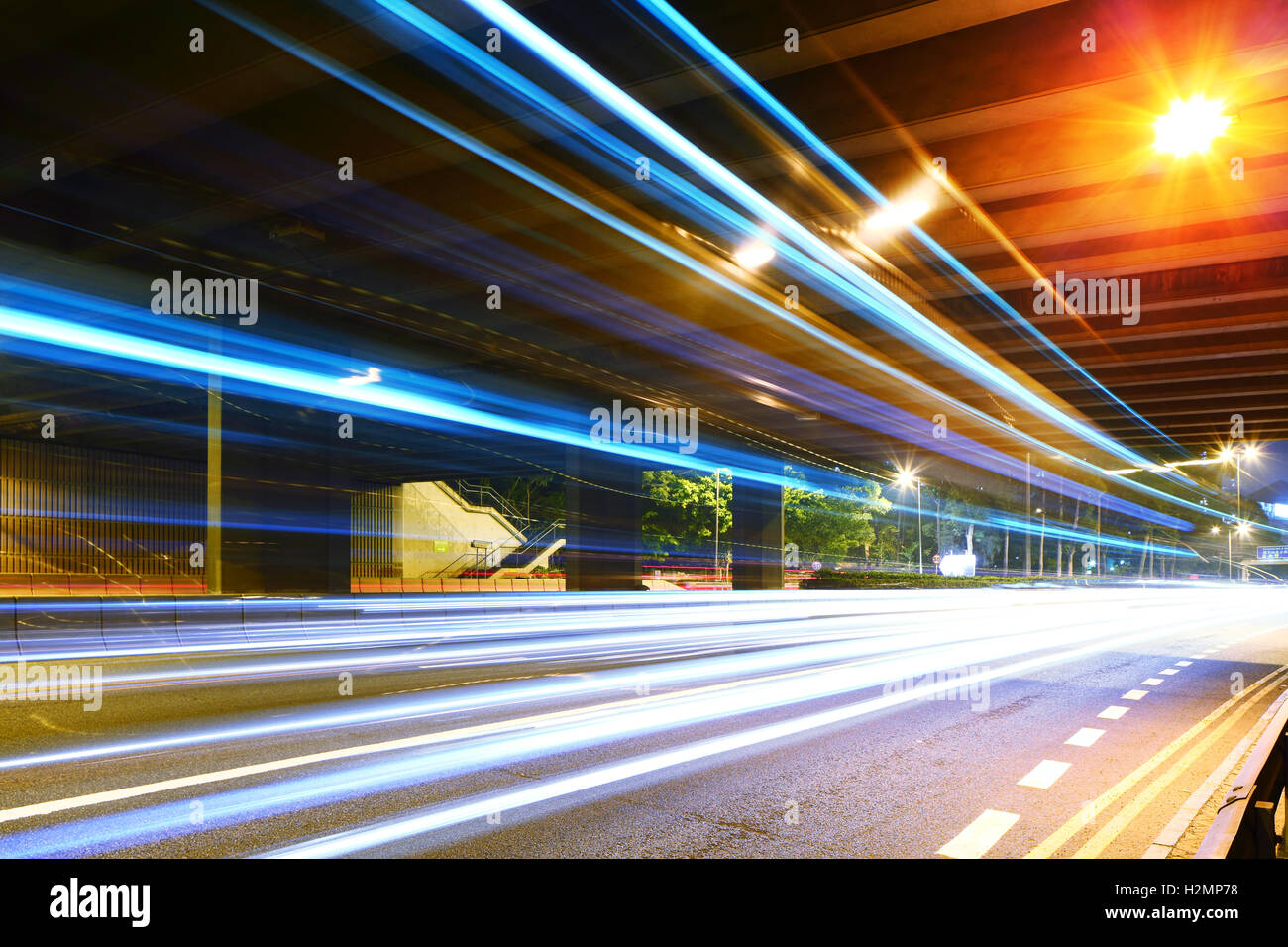 Tunnel car hi-res stock photography and images - Alamy