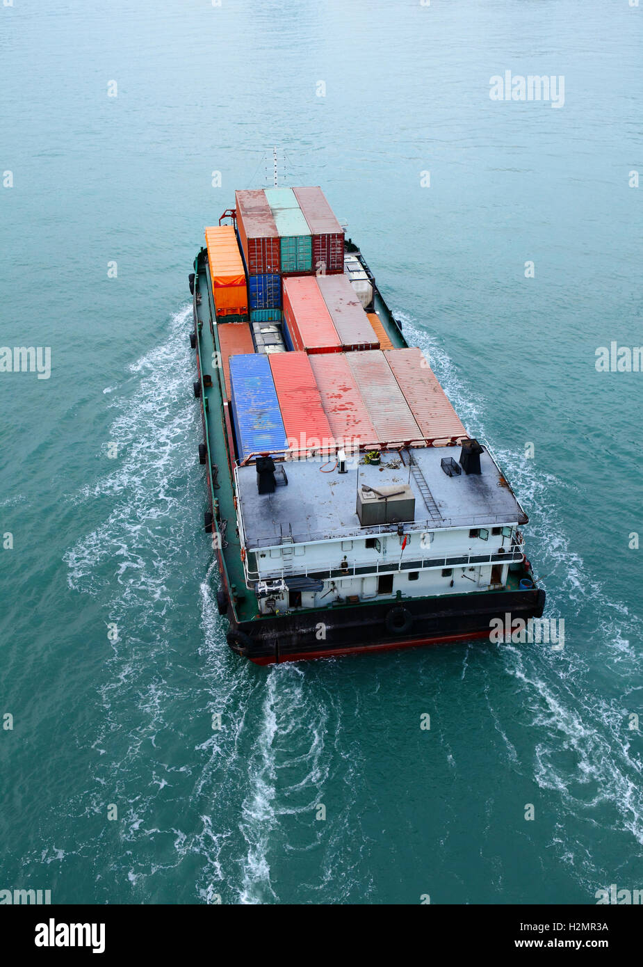 Ship top view hi-res stock photography and images - Alamy