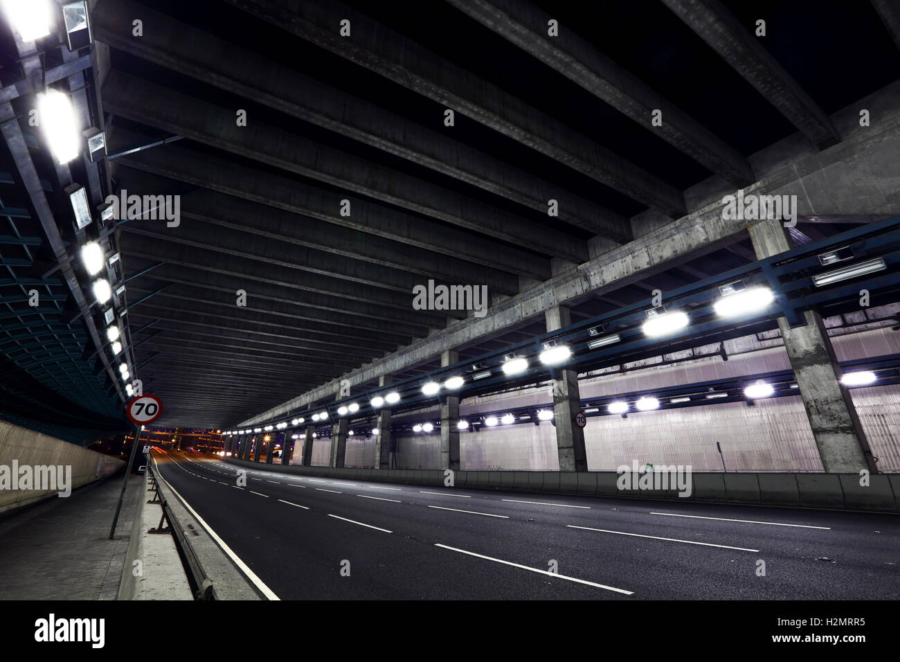 Empty tunnel at night Stock Photo - Alamy