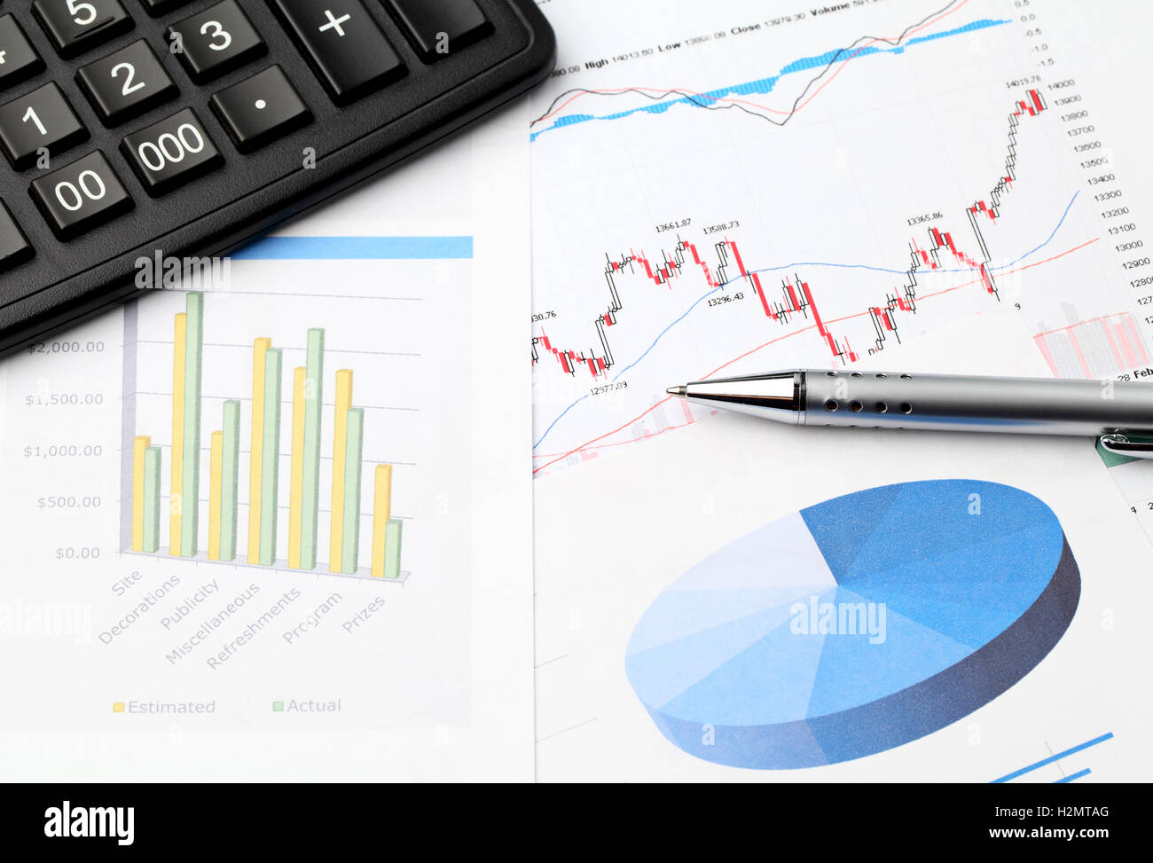 Financial data chart Stock Photo - Alamy