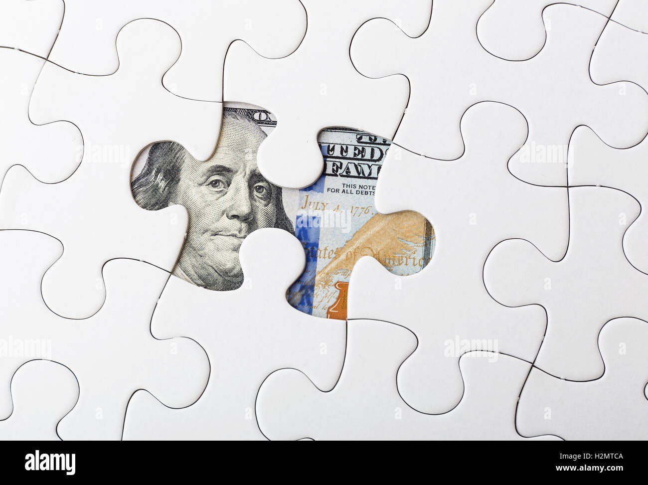 Financial puzzle hi-res stock photography and images - Alamy