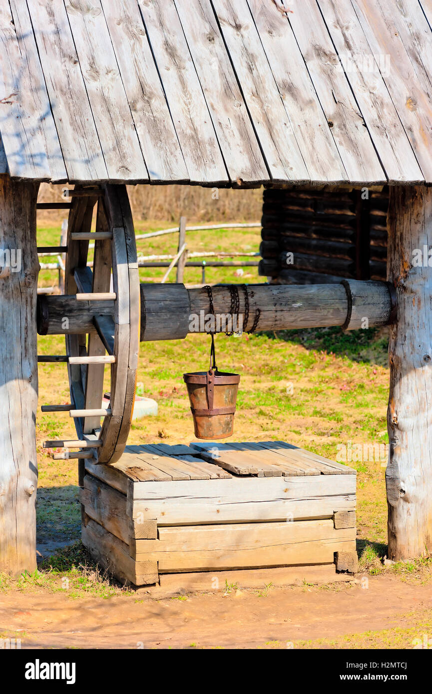 Water well wheel hi-res stock photography and images - Alamy