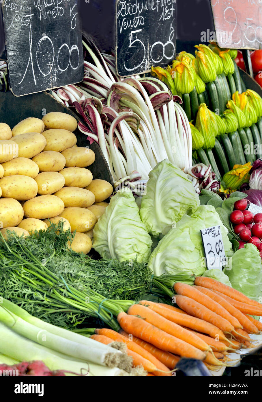Fresh vegetables market Stock Photo - Alamy